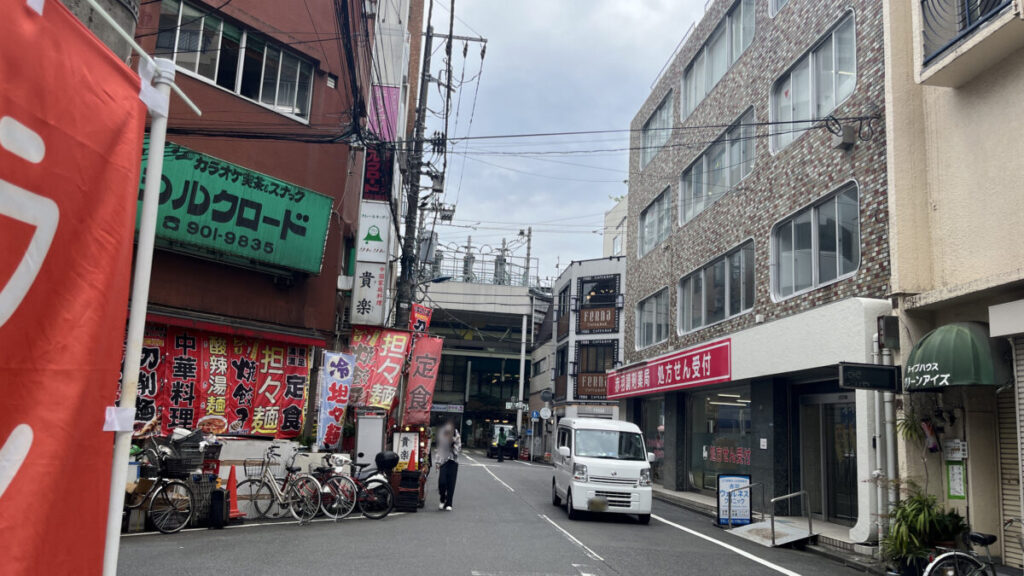 赤羽の「FGR diner」でおかずを選べるランチを堪能！肉も魚も口いっぱいに頬張りたくなる♪ | 赤羽マガジン